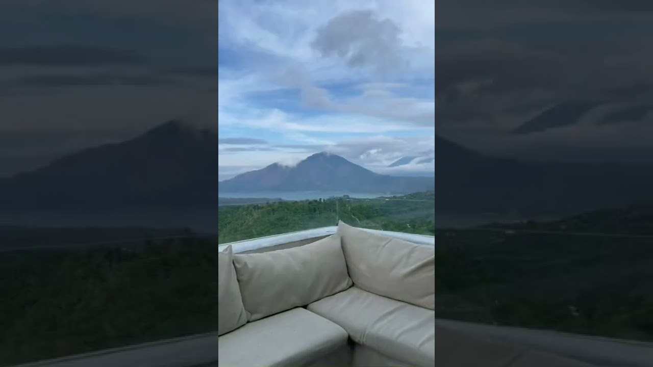 El Lago Bali - YouTube