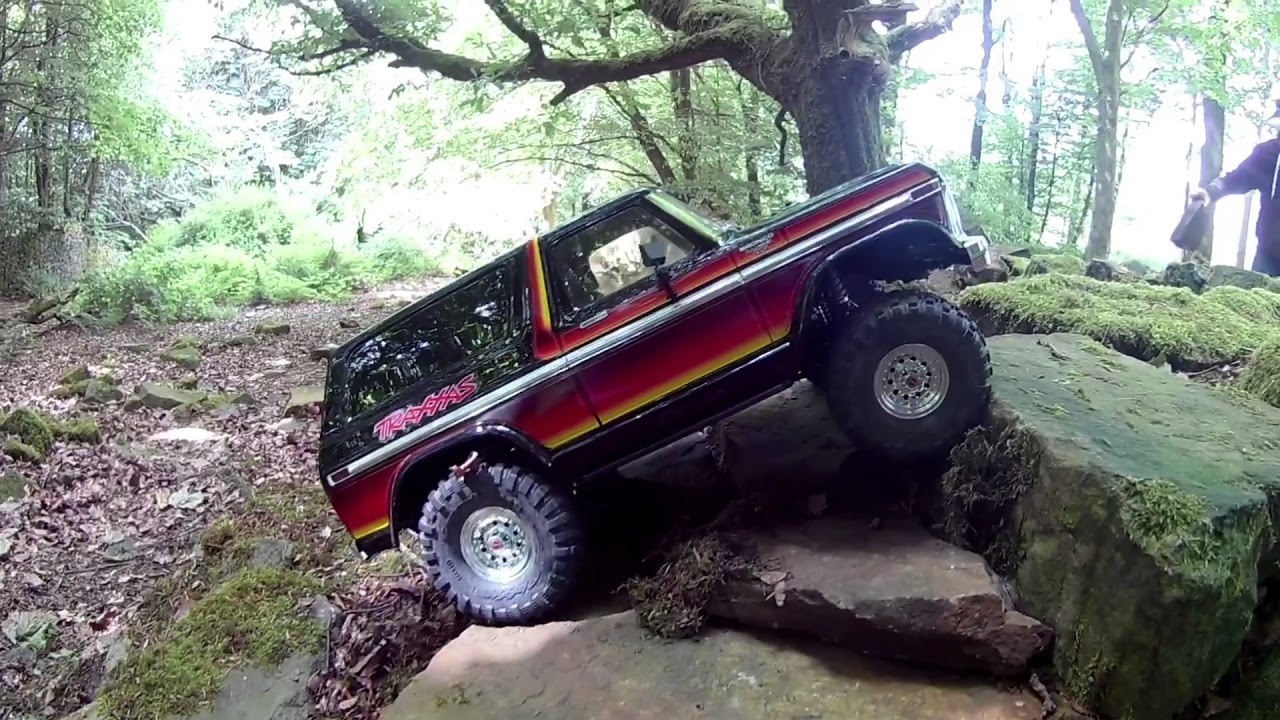 Traxxas trx4 ford bronco crawling at Rock haven castle part 1 - YouTube