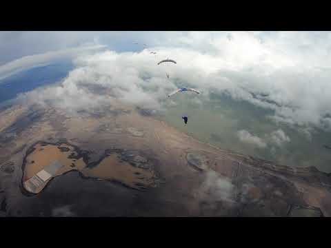 SA Skydiving | Beaver Bash 2021 | Flocking - YouTube