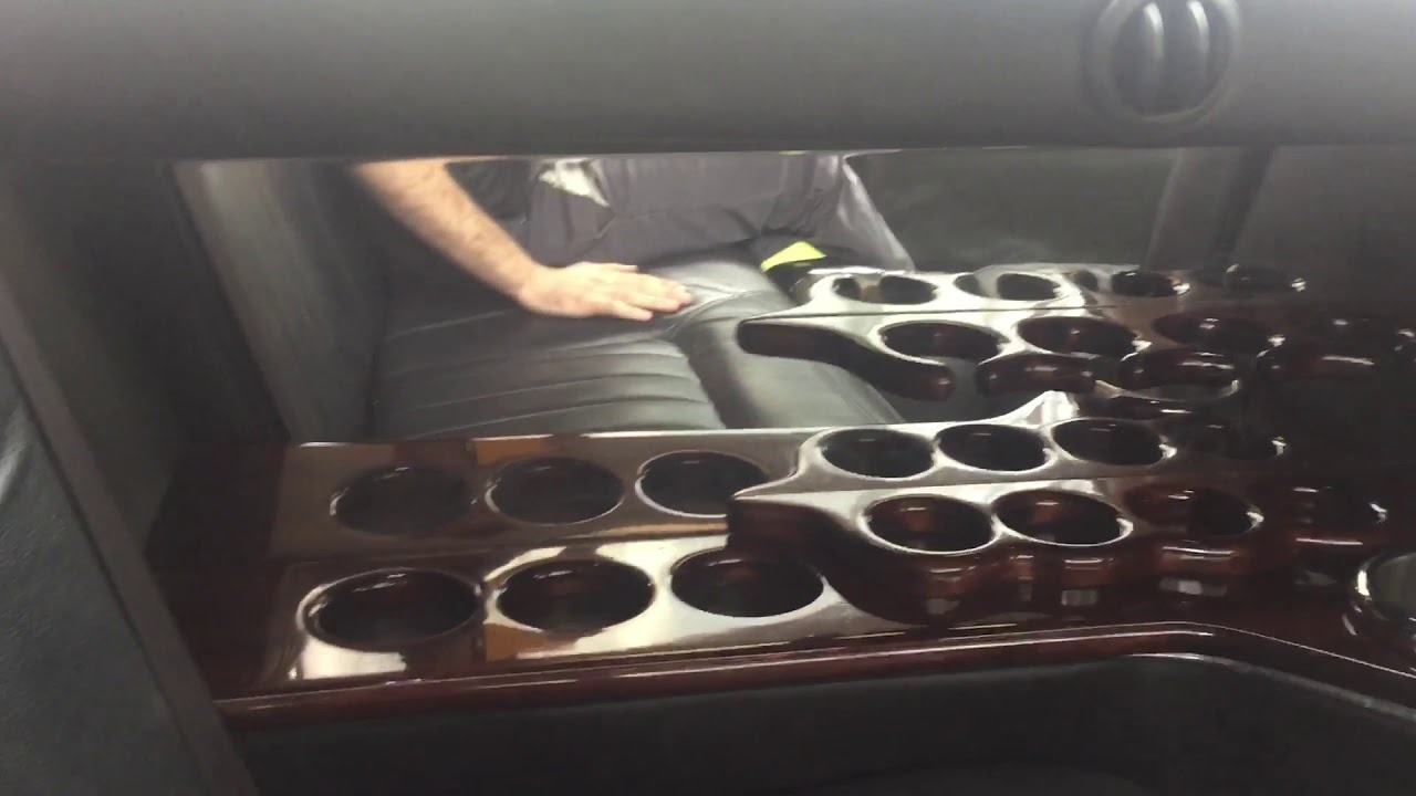 Ford Falcon BA LTD Limousine - YouTube