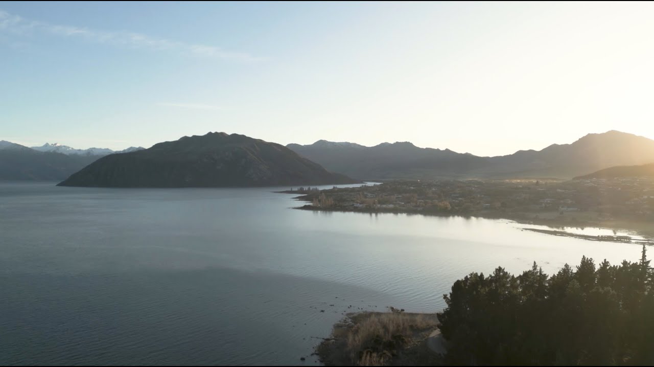 Visit Wanaka New Zealand in Spring - YouTube