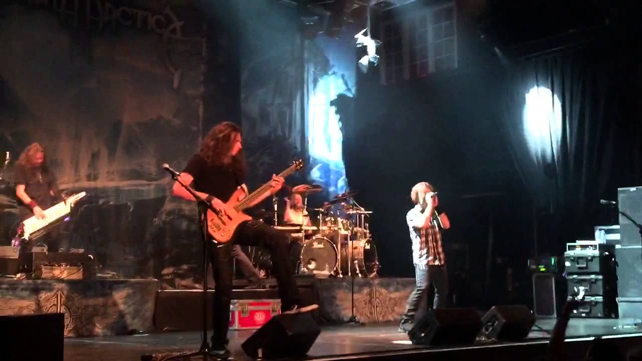 Sonata Arctica - Losing My Insanity live - YouTube