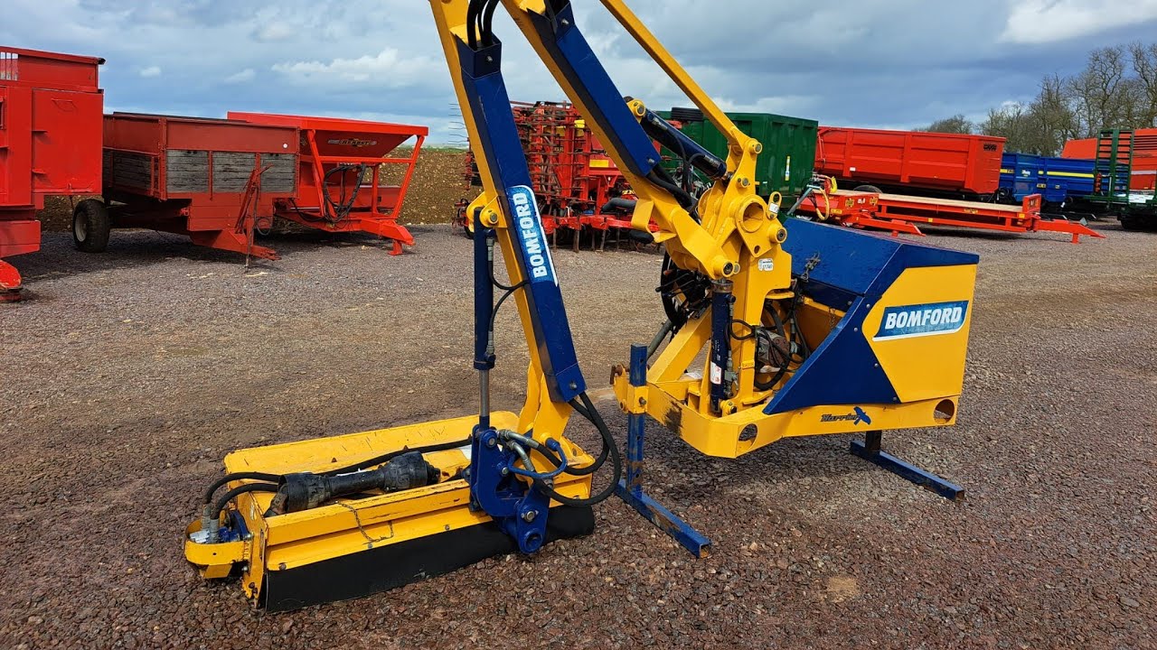 Bomford Harrier Hedgecutter - Walkaround - YouTube