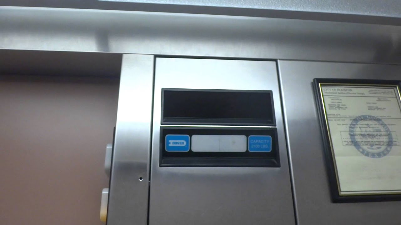 Dover Hydraulic Elevator at Comfort Inn in Houston, TX. - YouTube