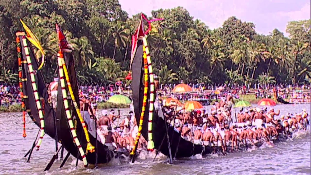 Aranmula Vallamkali 2015 - YouTube