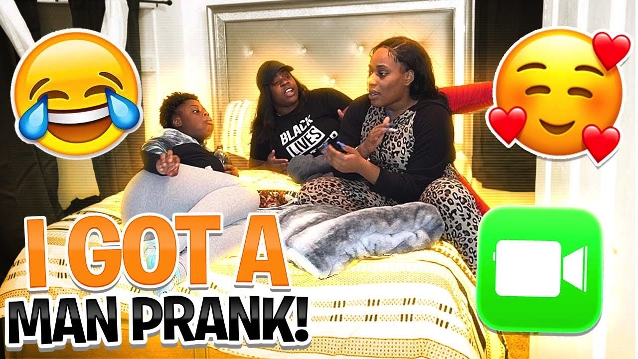 FINALLY TELLING MY SISTERS ABOUT MY BOYFRIEND ( EMOTIONAL 🥺) - YouTube