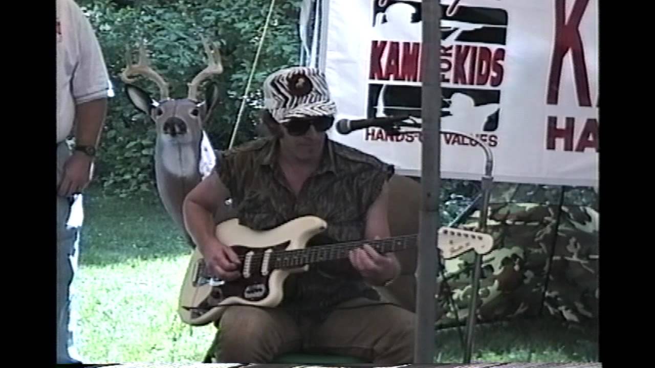 Rusty Johnson Chilling with Ted Nugent part 1 - YouTube
