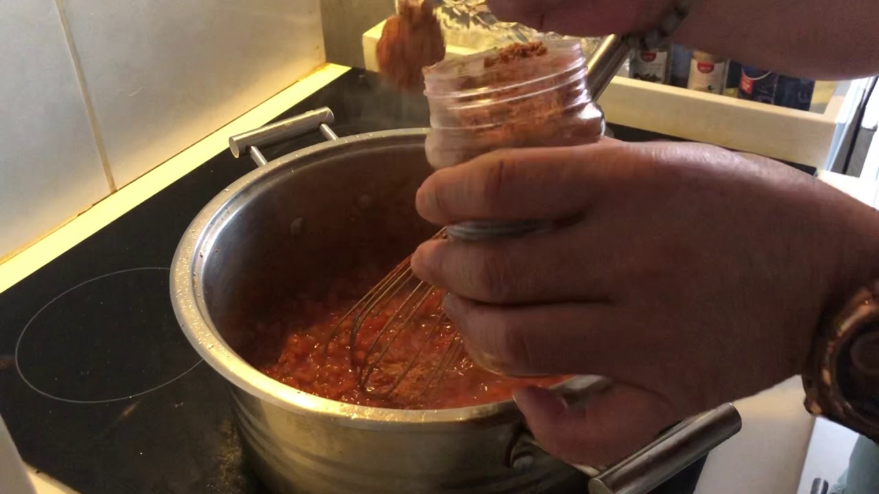 How i make my spaghetti - YouTube