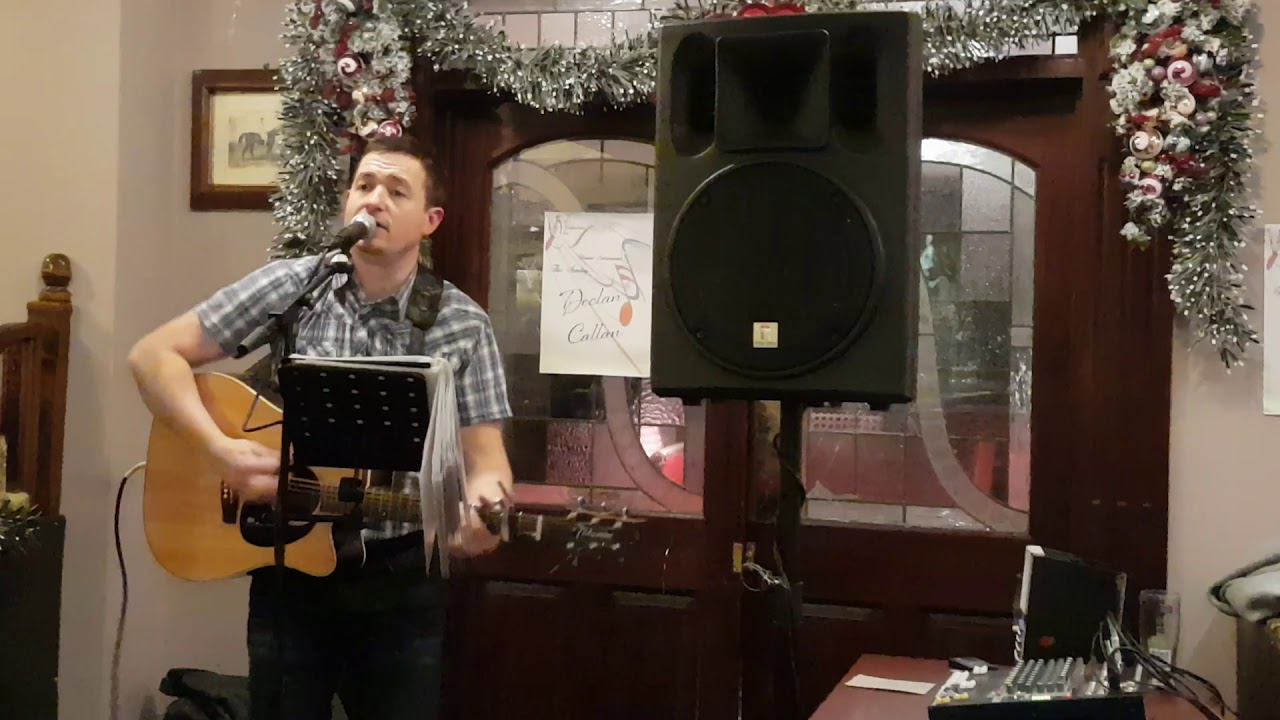 Declan Callan singing in the Hunterstown Inn - 7th January 2018 - YouTube