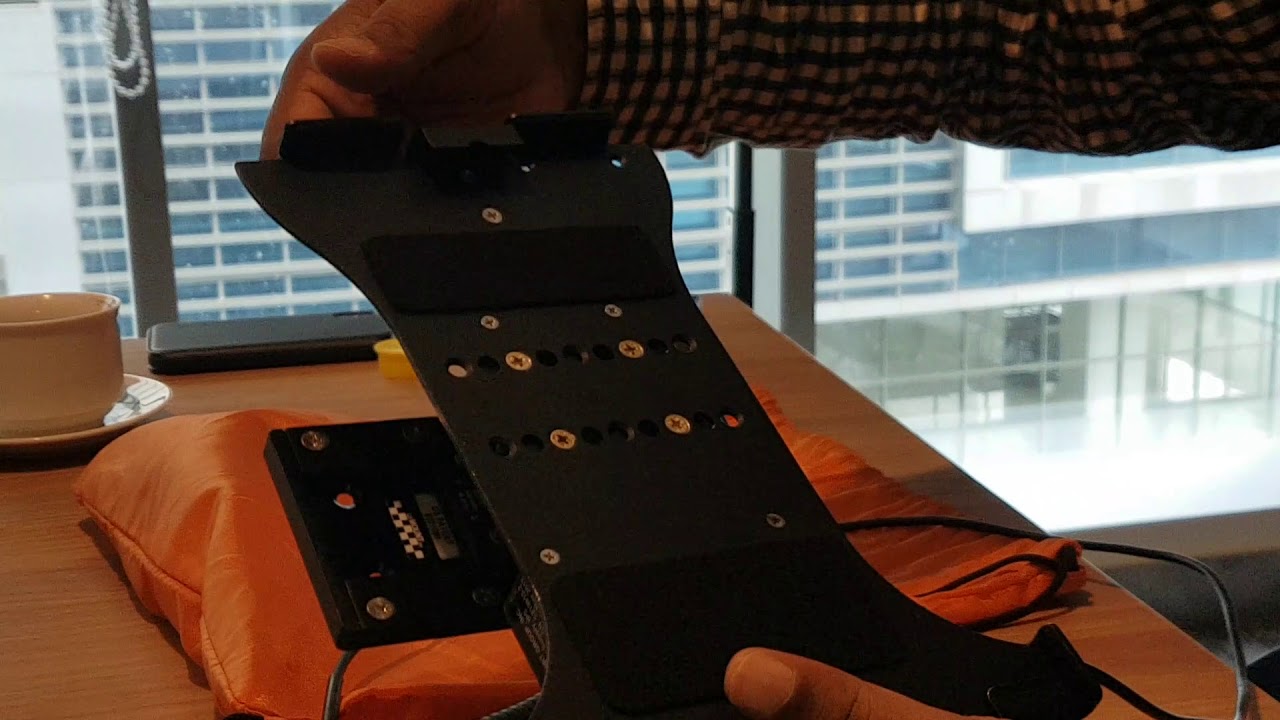 EFB iPad Mounting - Docking at Aircraft B737 Guide - YouTube