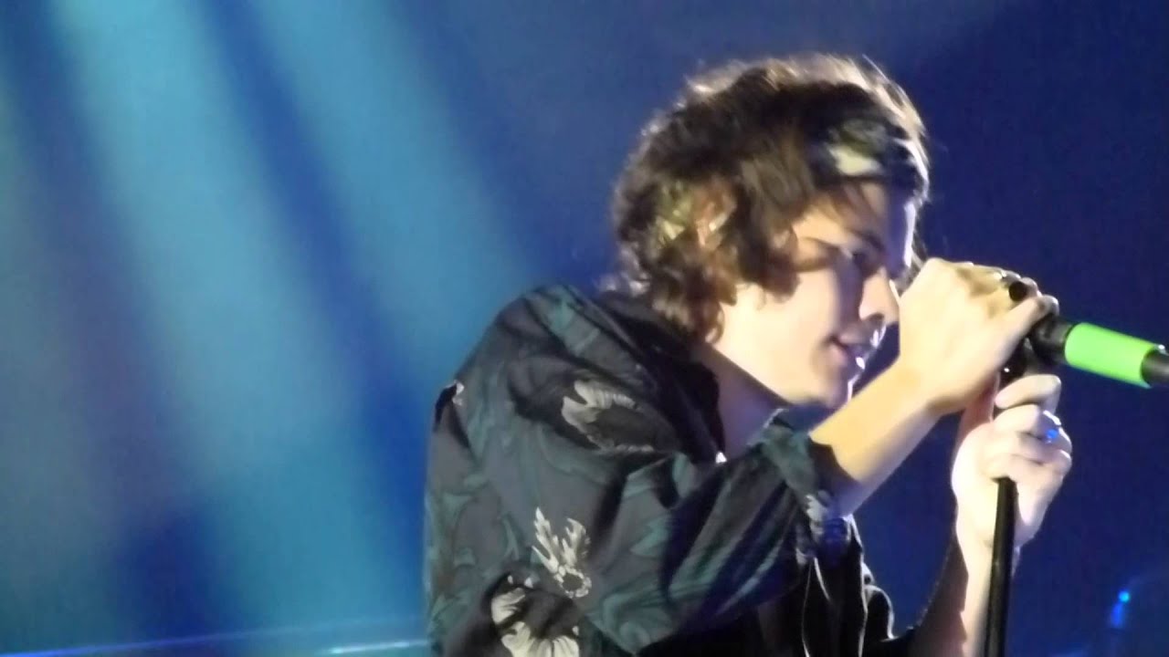 One Direction - You & I Live HD | WWA Tour | London, Wembley 07.06.14 ...
