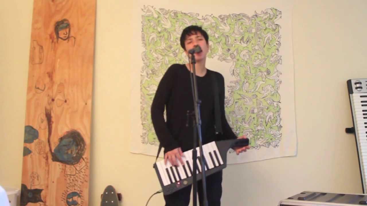 XBOX Rockband 3 Keytar: Controlling the Moog Minitaur - YouTube