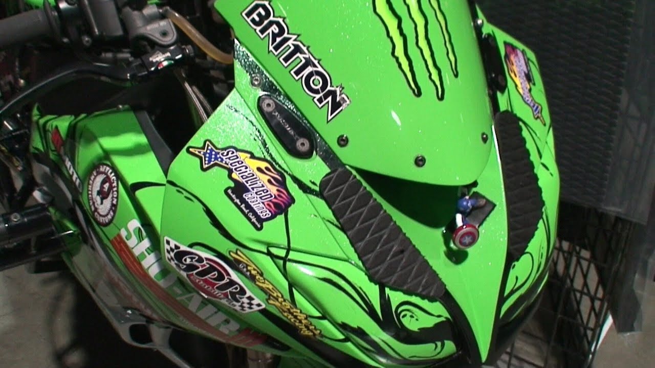 Jason Britton's (Moto Stunt God) customized Kawasaki NINJA ZX-6R - YouTube