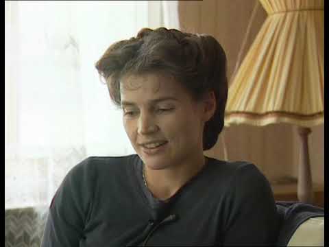 The Barber of Siberia. Interview with Julia Ormond - YouTube