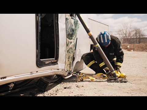 Paratech Standard Vehicle Stabilization Kit - Contents & Deployment ...