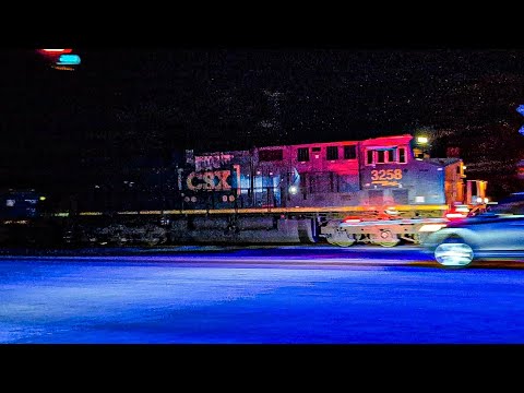 CSX 3258 Leads I045 Through Dover Florida 6/23/25! - YouTube