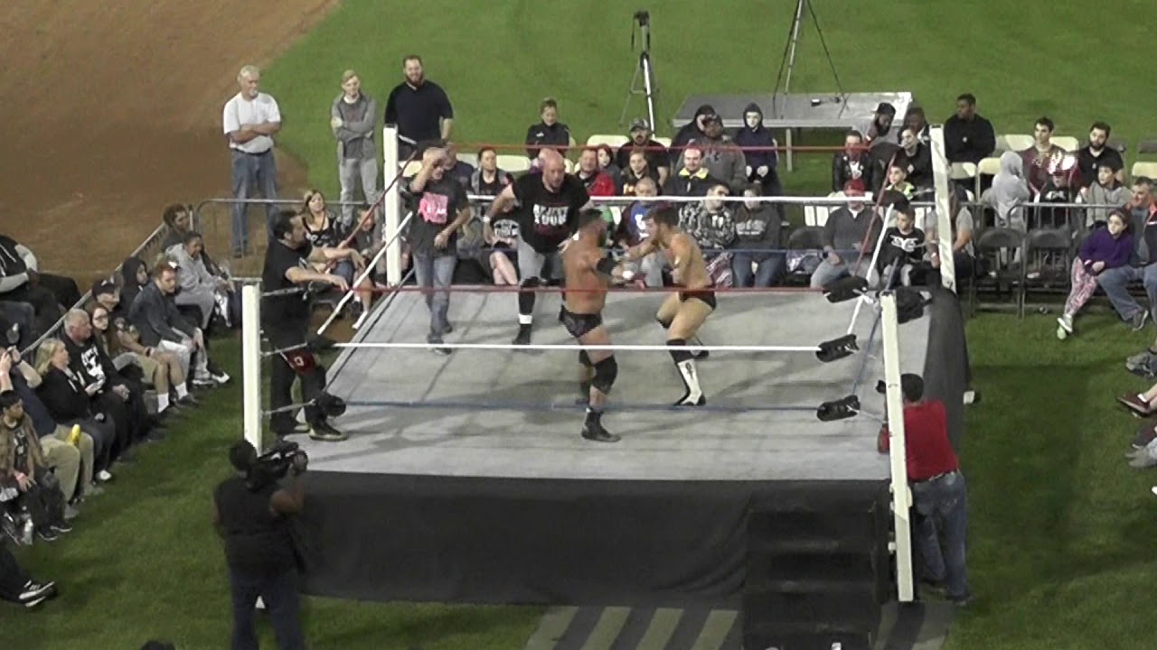 Tommy Dreamer & Teddy Goodz vs. Justin Credible & Channing Thomas ...
