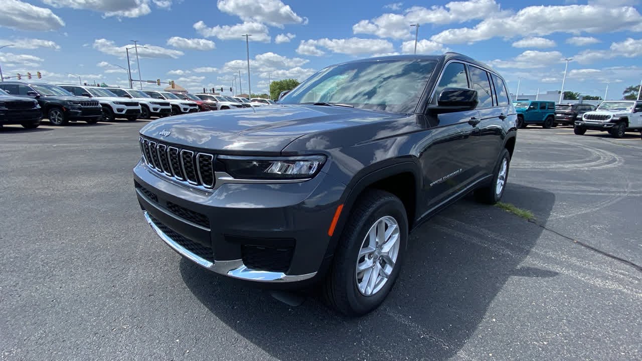 2024 Jeep Grand_Cherokee_L Laredo KS Olathe, Overland Park, Lawrence ...