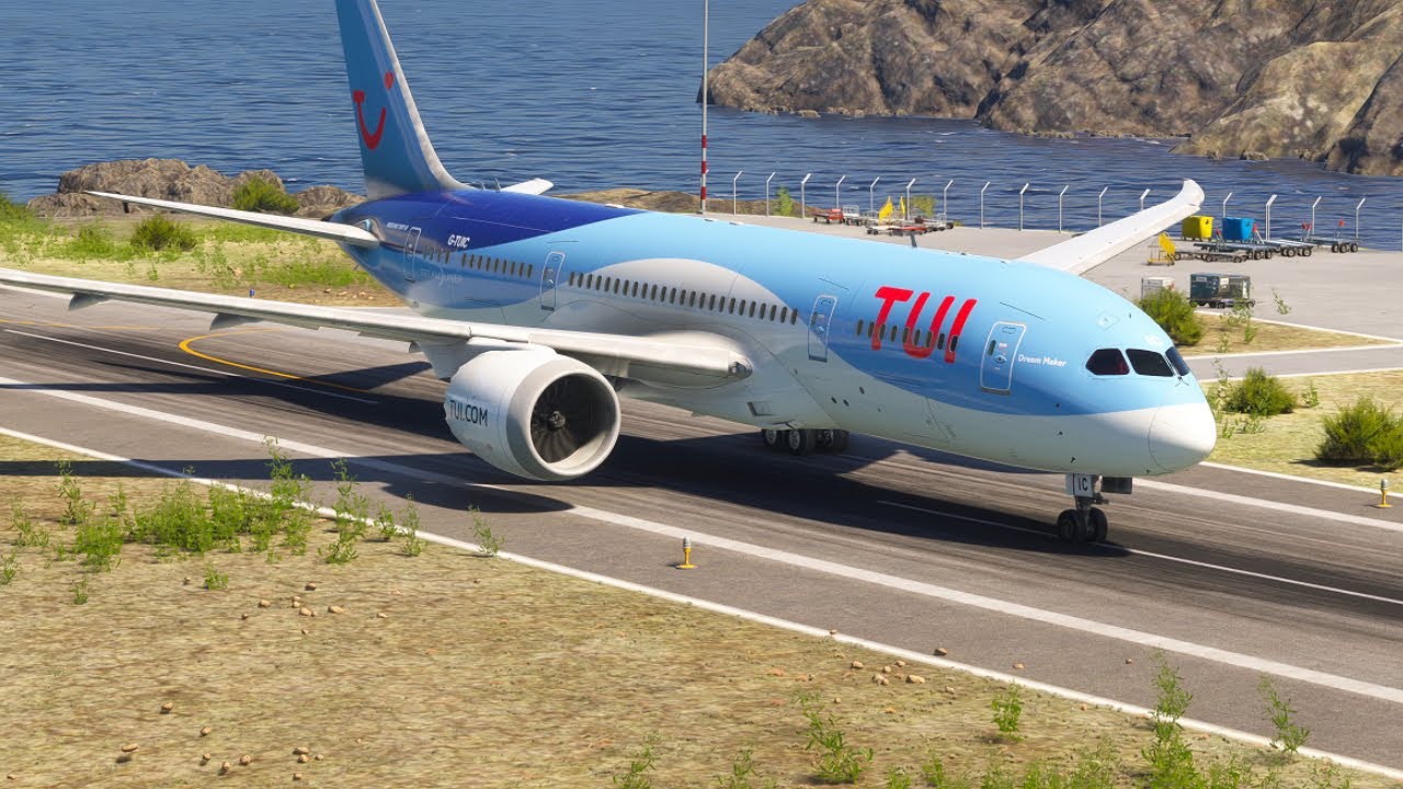 Amazing TUI Airways Boeing 787-8 Take Off from a Short Runway - YouTube