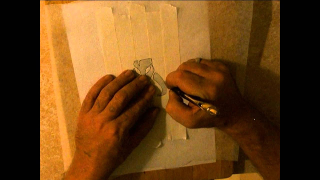 Painting a basic stencil on your Cosplay armour - YouTube