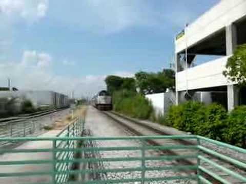 Tri-Rail F40PHM-2C #808 Arriving in Miami - YouTube