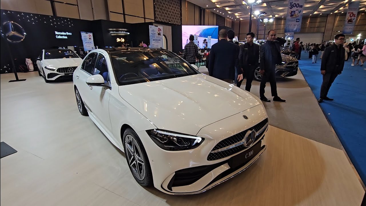 In Depth Tour Mercedes Benz C300 (W206) - Indonesia - YouTube