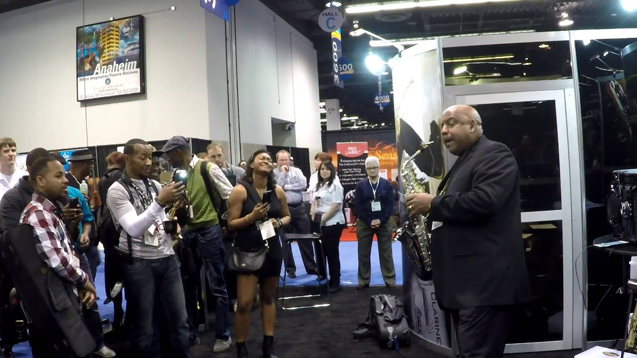 It's A Man's, Man's, Man's World - Gerald Albright @ 2016 NAMM (Smooth ...