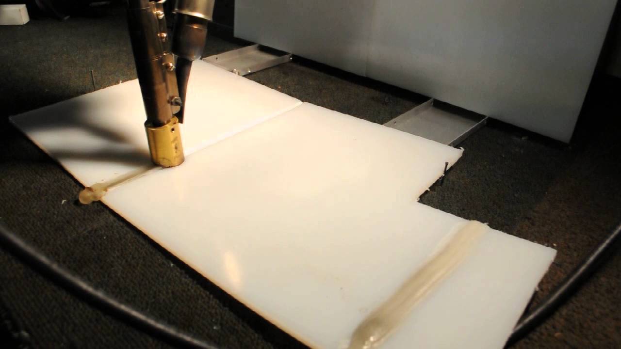 Mach 2 thermoplastic welding extruder UHMWPE - YouTube