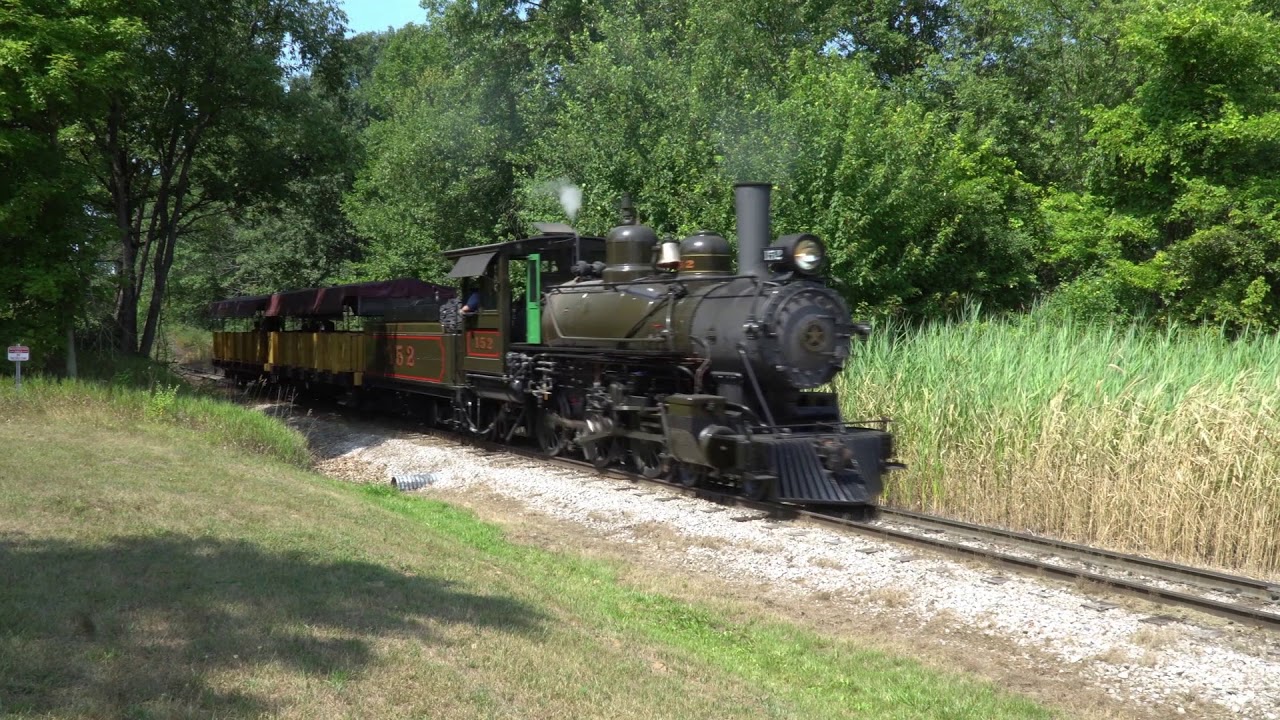 US 152 at Railfans Weekend - YouTube