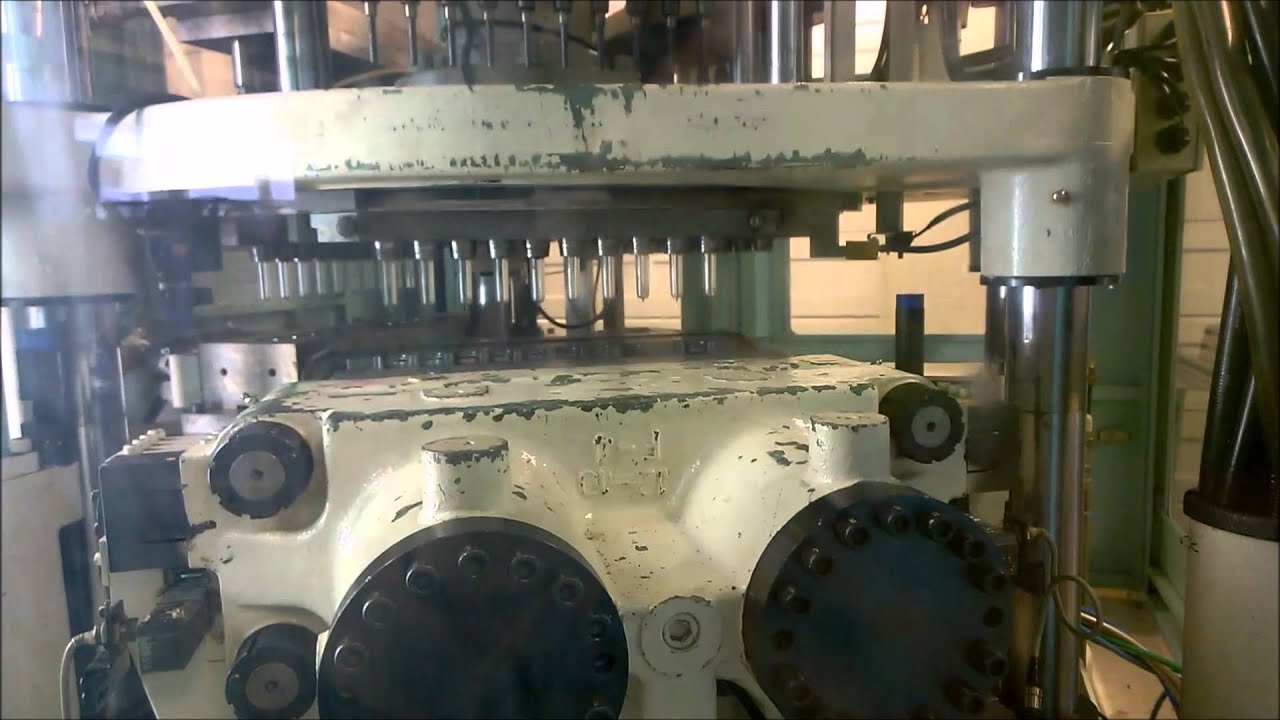 Aoki SBIII 250 LL 50S Injection Stretch Blow Moulding machine (2002 ...