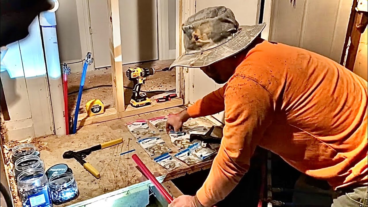 How to run pex pipe to a vanity from the main water line. - YouTube