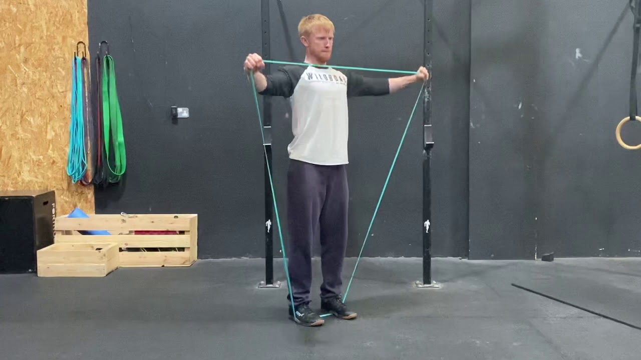 Banded Lateral Raise - YouTube