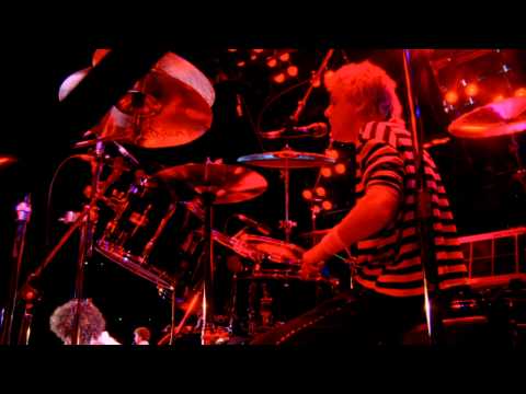 Queen - Another One Bites the Dust (Hungarian Rhapsody)