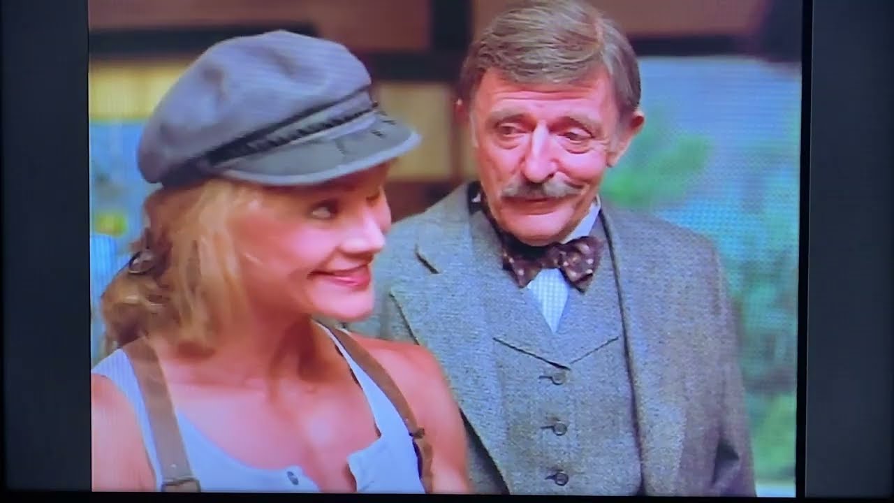 Female Bodybuilders Meet Gomez Addams - Ms. Olympia Cory Everson ...