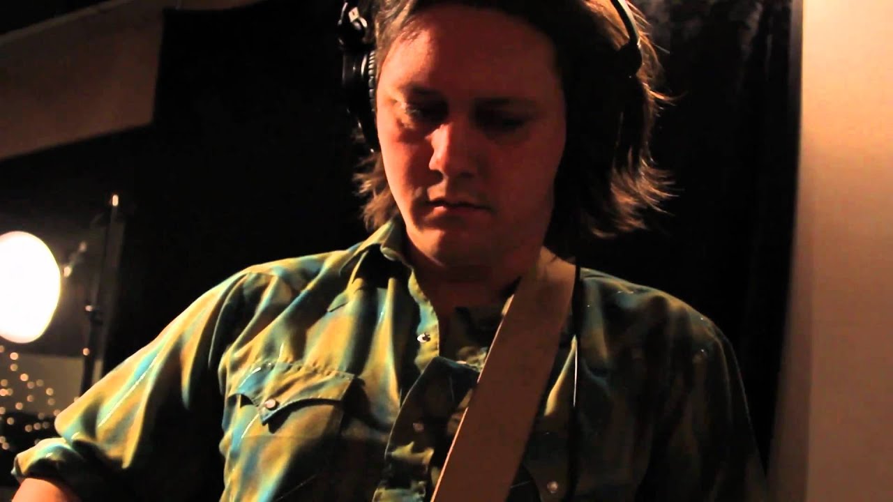 Dolorean - These Slopes Gave Me Hope (Live on KEXP) - YouTube