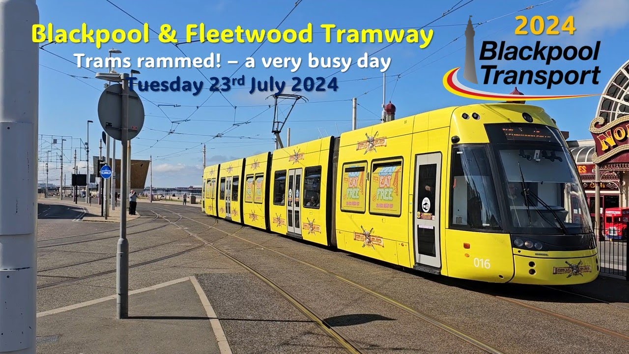 Blackpool & Fleetwood Tramway: Trams rammed on a very busy Fleetwood ...