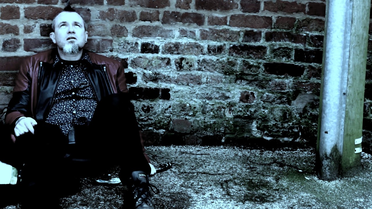 Flesh Eating Foundation -Futurelast (featuring Adam Probert) - YouTube