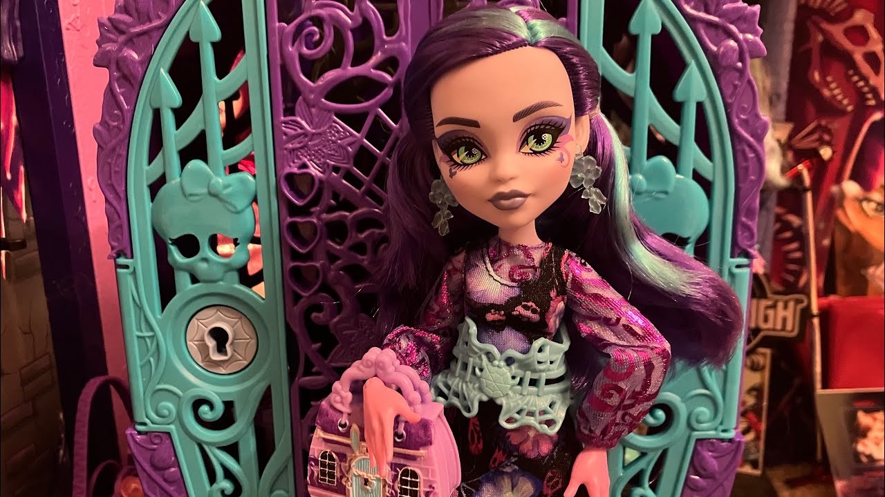 MONSTER HIGH SKULLTIMATE SECRETS GARDEN MYSTERIES TWYLA DOLL REVIEW AND ...