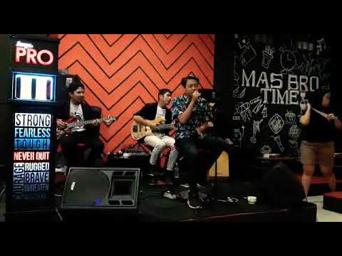 CINTA DALAM HATI..UNGU BAND..COVER LIVE BLUESCREEN BAND - YouTube
