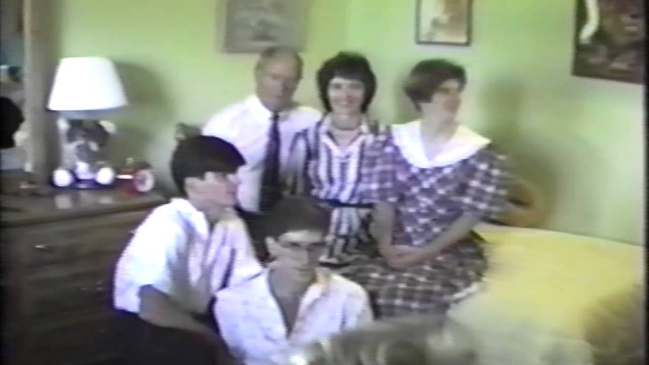 Kathy's graduation party 1989 - YouTube