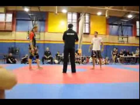 Tommy Wales v Brandon Bledsoe 2010 Nogi Superfight - YouTube