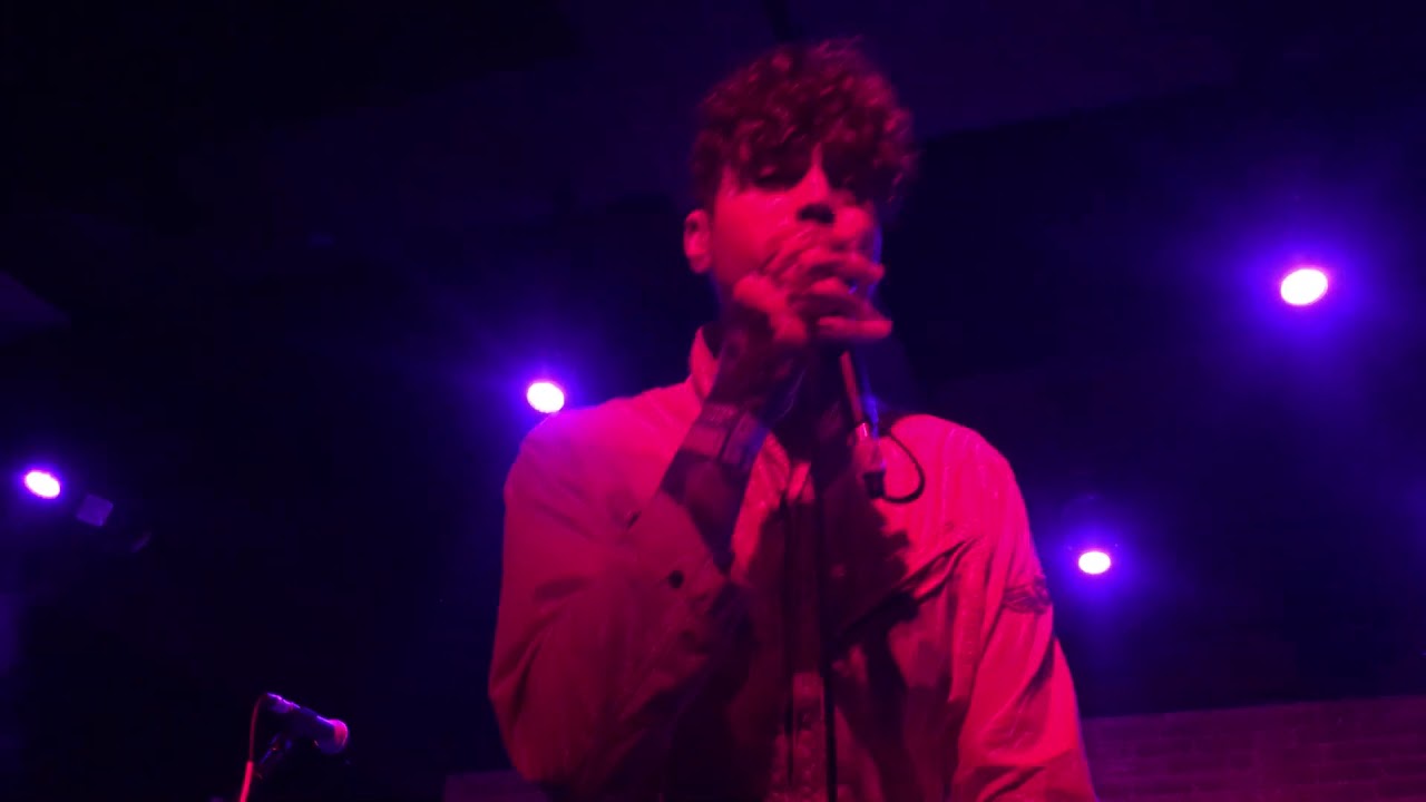 ROUXX @ The Paramount LA - YouTube