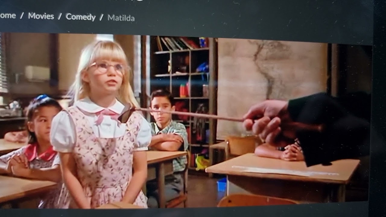 Matilda 1996 Mrs D Mrs I funny scene movieclip - YouTube