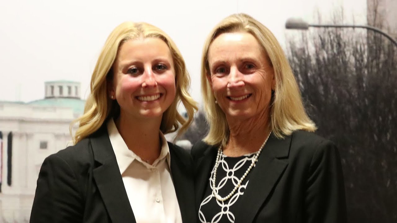 Female Secret Service Agent