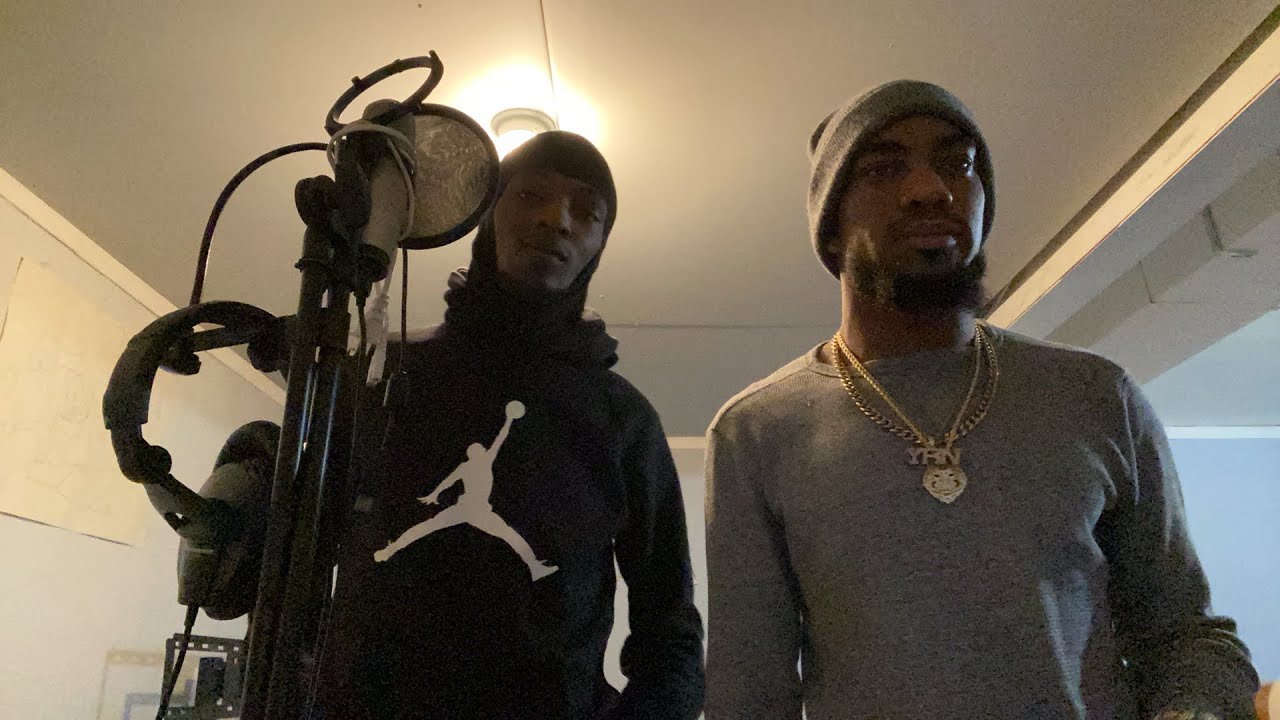 Wooski In The Studio Making New Music 🔥🎙🎧 - YouTube