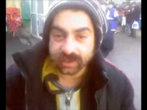 Nicusor de la Braila stinge tigara pe limba - YouTube