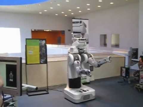 PR2 Robot does the Macarena at The Tech Museum - YouTube