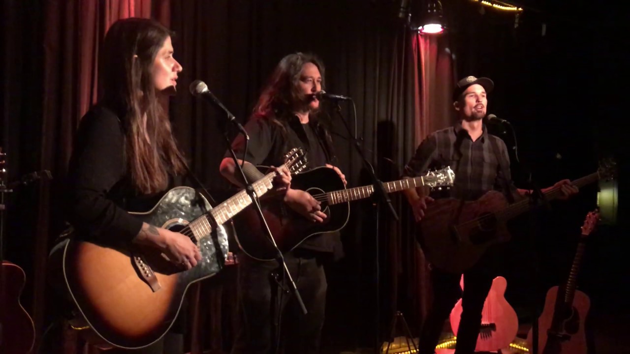 Chez Lim live @ Hafenkneipe Zurich - Deliverance - Snippet - YouTube