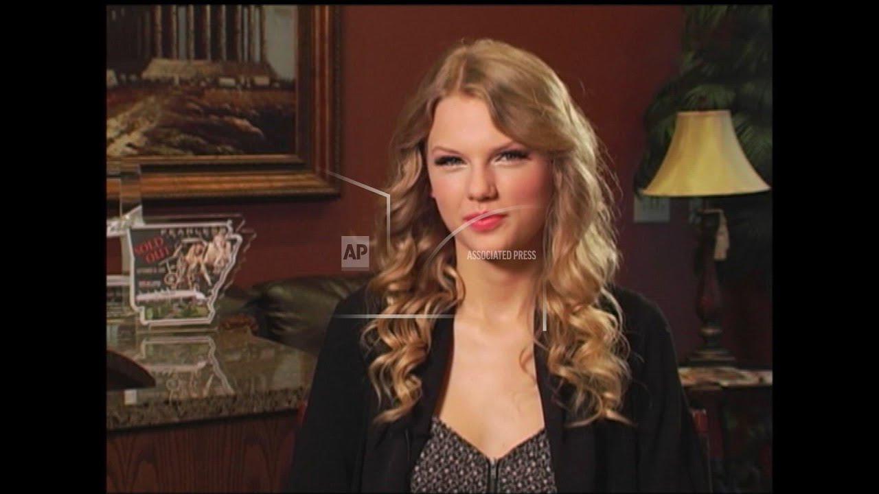 US Taylor Swift Interview - YouTube