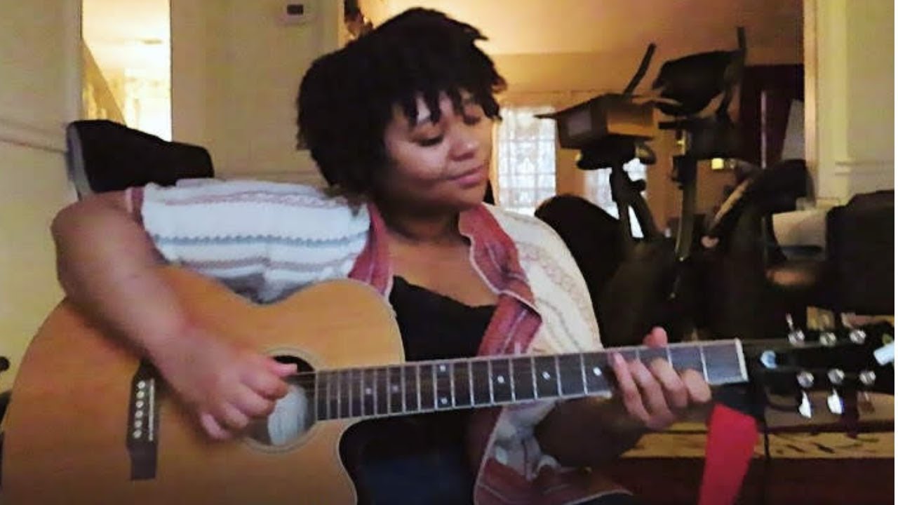 Ariana Grande - 7 Rings - Acoustic Fingerstyle Guitar Cover - YouTube